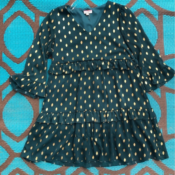 ANDREE BY UNIT | Dresses | Andree By Unit Large Green Dress With Gold ...